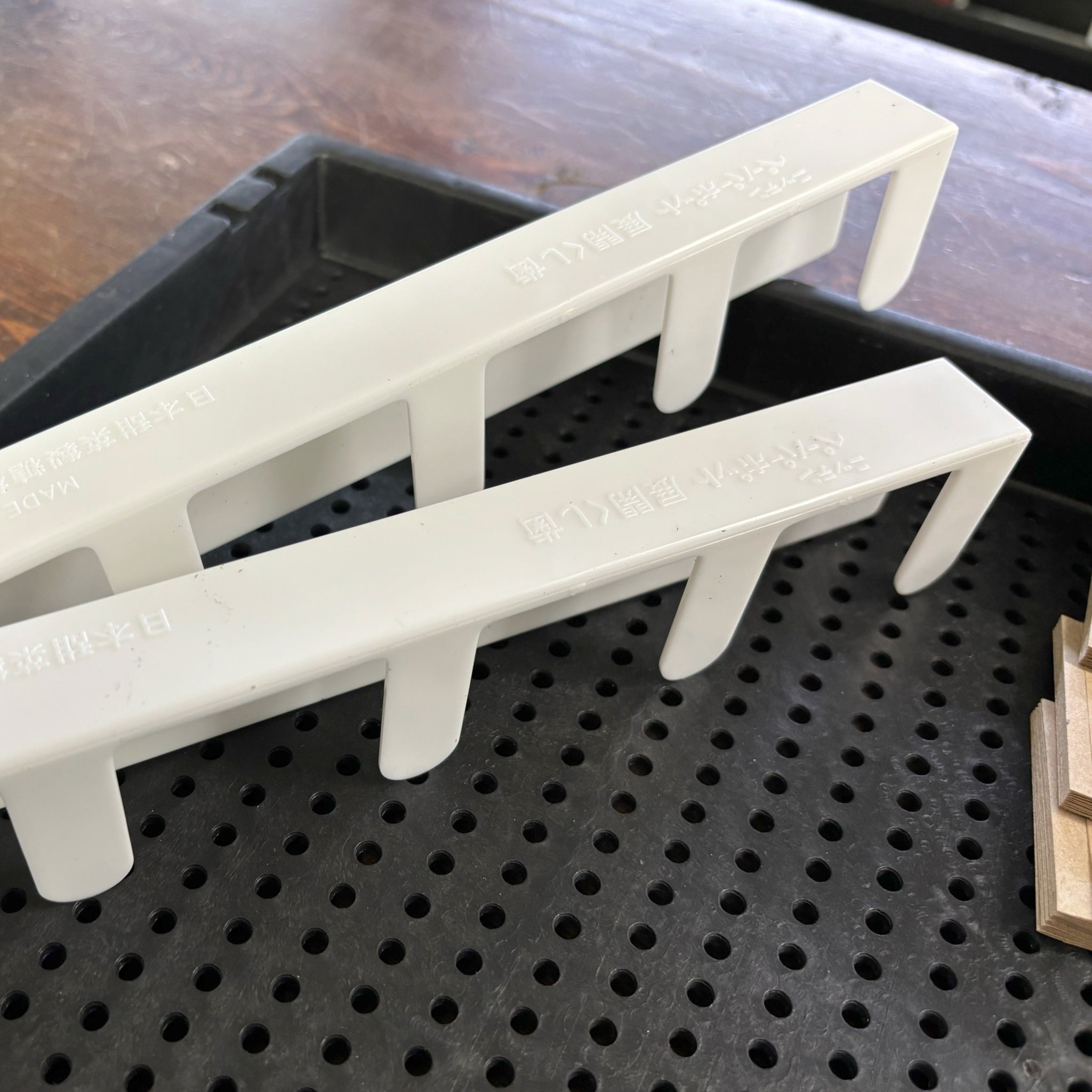 Paper Pot Opening Clips (Pair) – Garden Answer